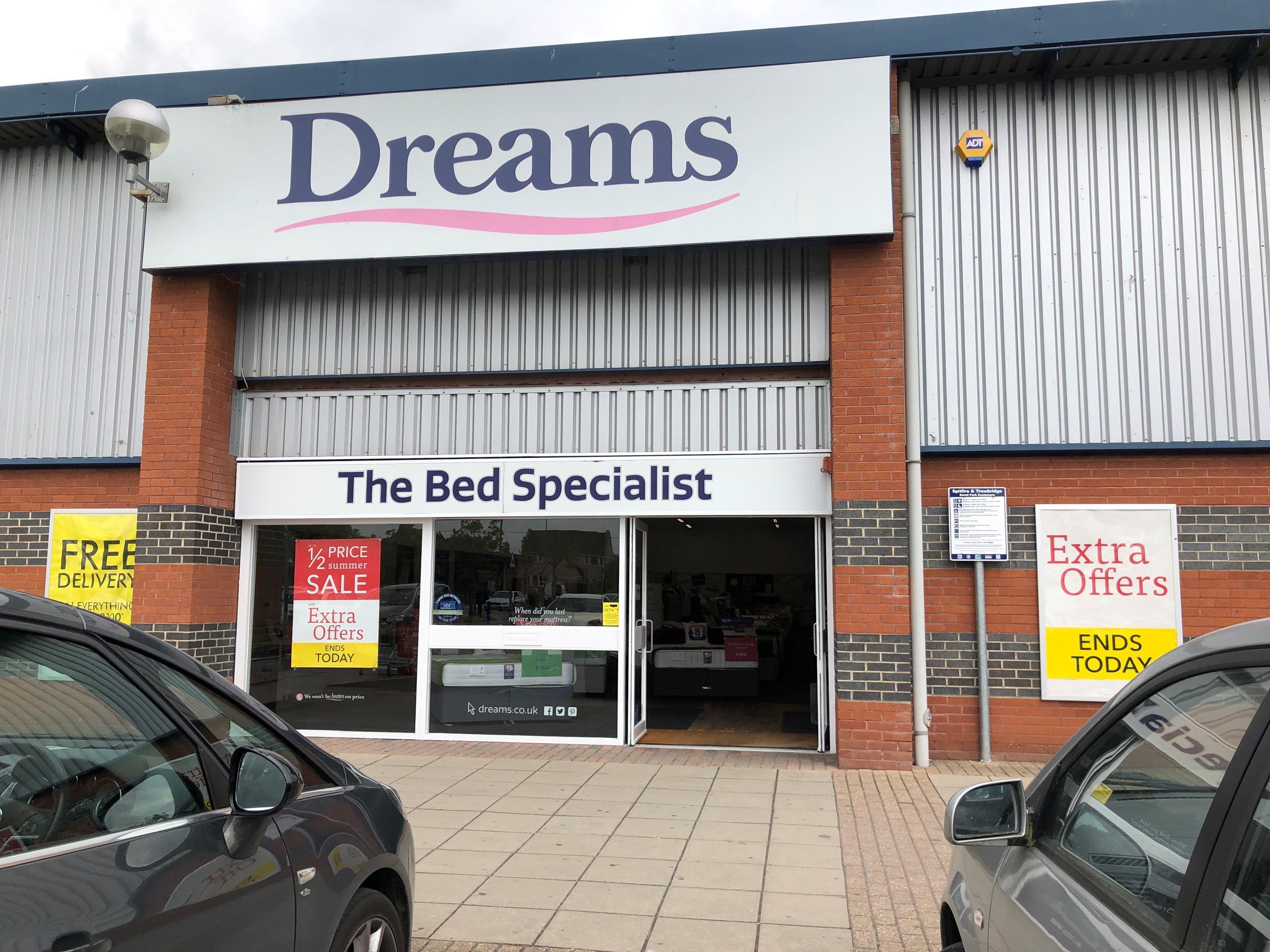 TEMPUR® near Trowbridge | Dreams | TEMPUR® UK